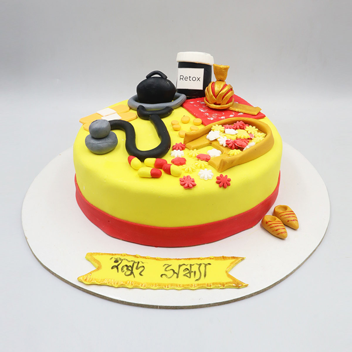 Wedding night cake | Honestweddingadvice.com